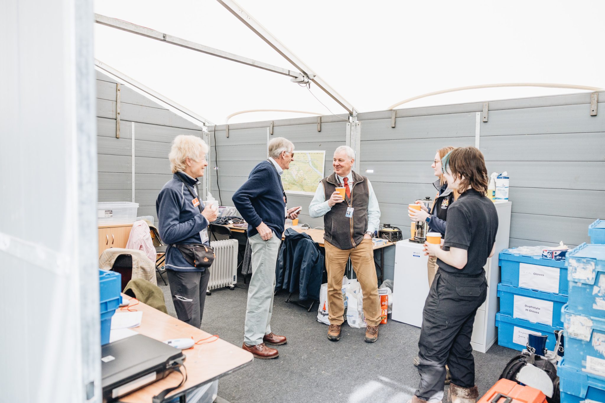 TEMPORARY STABLE HIRE - LH Woodhouse